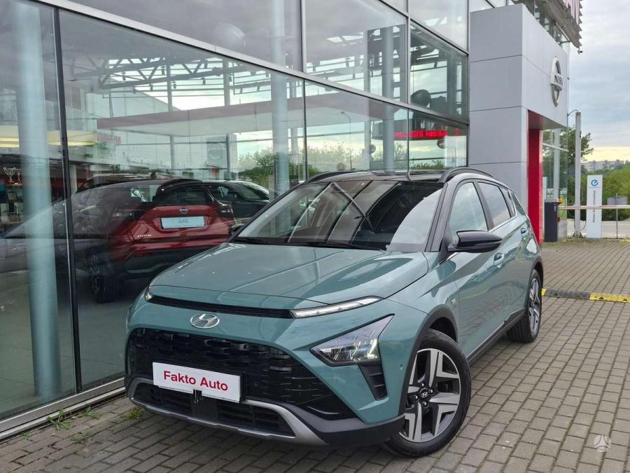 Green Hyundai Bayon 2021 in Vilnius, with an engine capacity of 1.00 L and mileage of 68 thousand km for 13250 €, photo 1 on AUTOMOTO.COM.LV