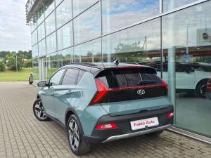 Green Hyundai Bayon 2021 in Vilnius, with an engine capacity of 1.00 L and mileage of 68 thousand km for 13250 €, photo 4 on AUTOMOTO.COM.LV