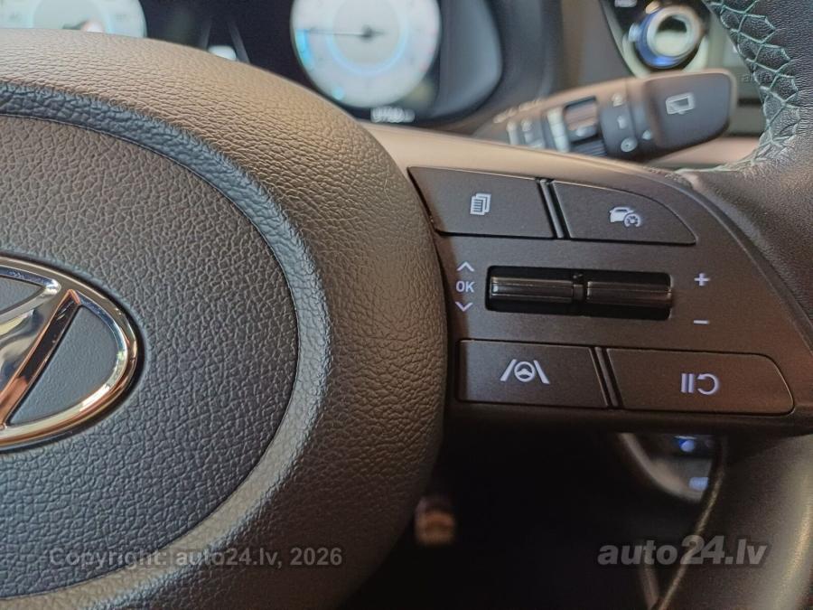 Green Hyundai Bayon 2021 in Tallinn, with an engine capacity of 1.00 L and mileage of 37 thousand km for 14900 €, photo 18 on AUTOMOTO.COM.LV