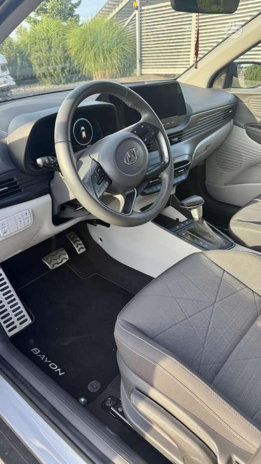 Pelēks Hyundai Bayon 2023 Kauņa, ar dzinēja tilpumu 1.00 L un nobraukumu 36 tūkst. km par 9100 €, foto 5 vietnē AUTOMOTO.COM.LV