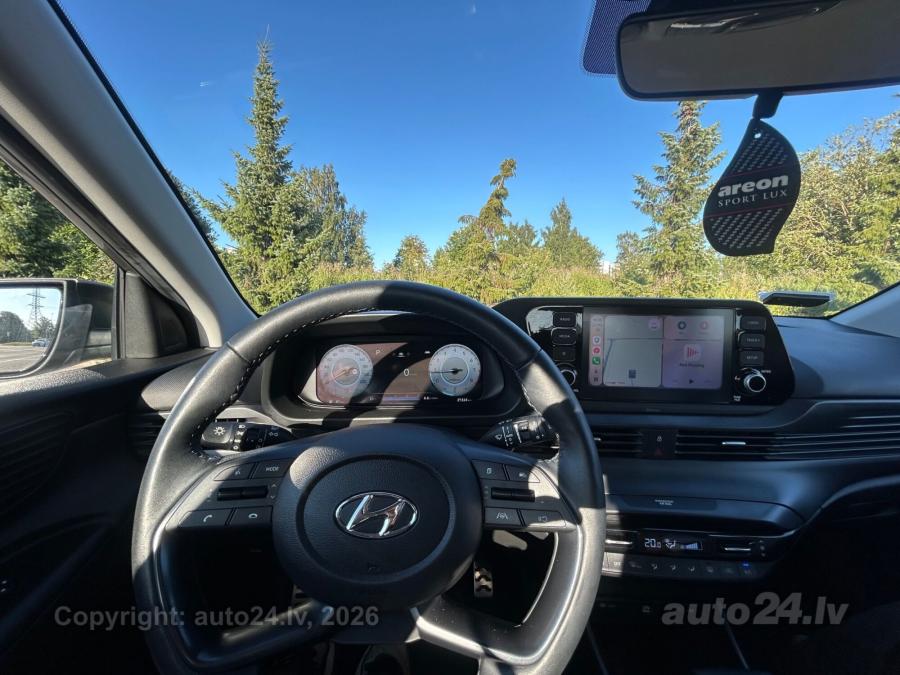 Grey Hyundai Bayon 2022 in Tallinn, with an engine capacity of 1.00 L and mileage of 28 thousand km for 17900 €, photo 13 on AUTOMOTO.COM.LV