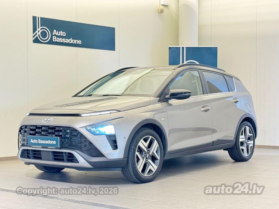 Pelēks Hyundai Bayon 2022 Tallina, ar dzinēja tilpumu 1.00 L un nobraukumu 53 tūkst. km par 15900 €, foto 1 vietnē AUTOMOTO.COM.LV