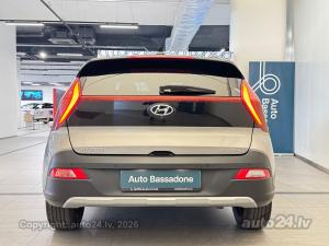 Pelēks Hyundai Bayon 2022 Tallina, ar dzinēja tilpumu 1.00 L un nobraukumu 53 tūkst. km par 15900 €, foto 6 vietnē AUTOMOTO.COM.LV