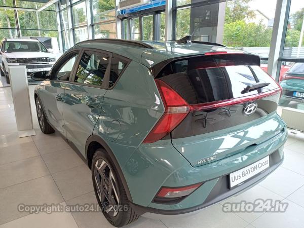Hyundai Bayon 2026 in Tallinn, with an engine capacity of 1.00 L and mileage of 0 thousand km for 24790 €, photo 5 on AUTOMOTO.COM.LV