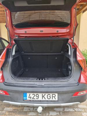 Red Hyundai Bayon 2021 in Parnu, with an engine capacity of 1.00 L and mileage of 118 thousand km for 13999 €, photo 17 on AUTOMOTO.COM.LV