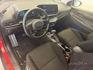 Red Hyundai Bayon 2022 in Tallinn, with an engine capacity of 1.00 L and mileage of 17 thousand km for 16900 €, photo 10 on AUTOMOTO.COM.LV