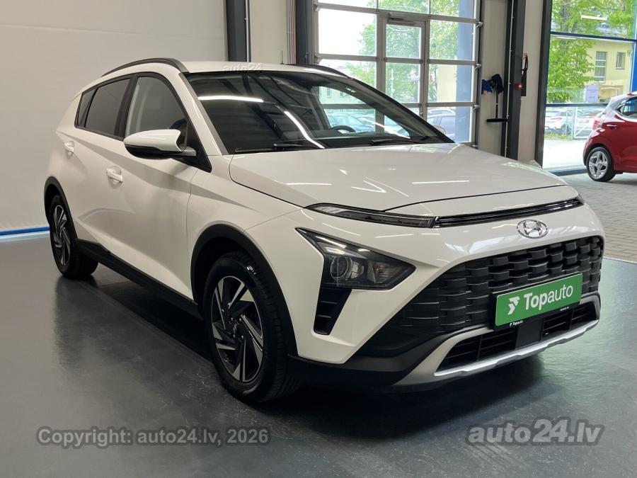 Balts Hyundai Bayon 2022 Tallina, ar dzinēja tilpumu 1.00 L un nobraukumu 115 tūkst. km par 13400 €, foto 3 vietnē AUTOMOTO.COM.LV