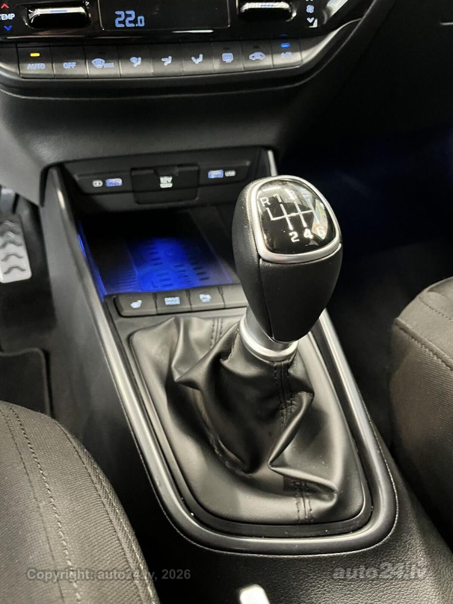 Balts Hyundai Bayon 2022 Tallina, ar dzinēja tilpumu 1.00 L un nobraukumu 115 tūkst. km par 13400 €, foto 17 vietnē AUTOMOTO.COM.LV