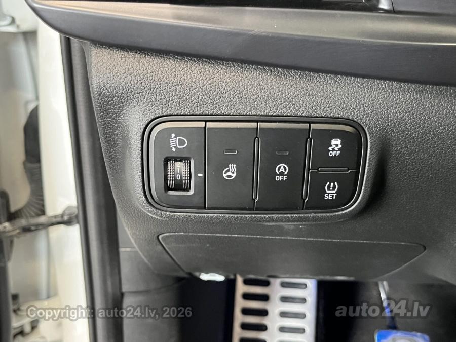 Balts Hyundai Bayon 2022 Tallina, ar dzinēja tilpumu 1.00 L un nobraukumu 115 tūkst. km par 13400 €, foto 19 vietnē AUTOMOTO.COM.LV
