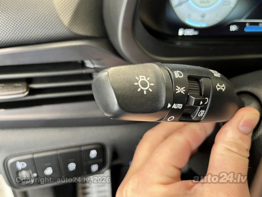 Balts Hyundai Bayon 2022 Tallina, ar dzinēja tilpumu 1.00 L un nobraukumu 115 tūkst. km par 13400 €, foto 21 vietnē AUTOMOTO.COM.LV