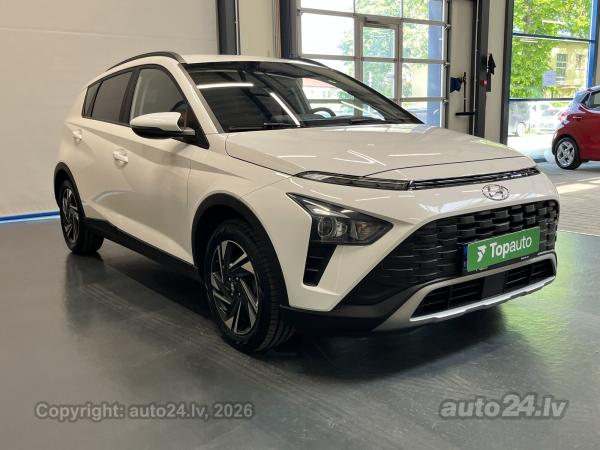 Balts Hyundai Bayon 2023 Tallina, ar dzinēja tilpumu 1.00 L un nobraukumu 89 tūkst. km par 14500 €, foto 2 vietnē AUTOMOTO.COM.LV