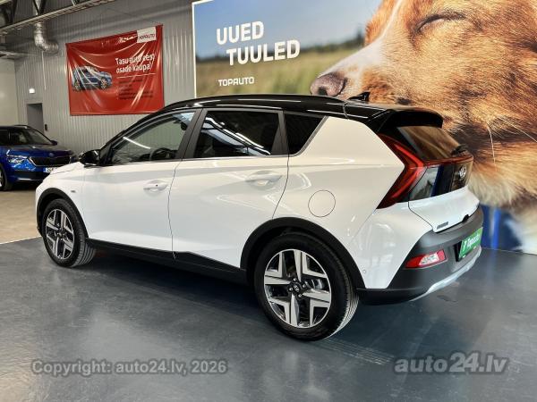 White Hyundai Bayon 2023 in Tallinn, with an engine capacity of 1.00 L and mileage of 14 thousand km for 16900 €, photo 4 on AUTOMOTO.COM.LV