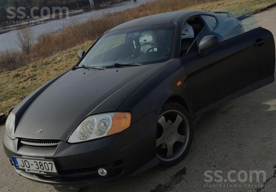 Черный Хендай Купе 2003 в Краслава, объемом двигателя 2.70 л и пробегом 152 тыс. км за 2700 €, фото 7 на AUTOMOTO.COM.LV