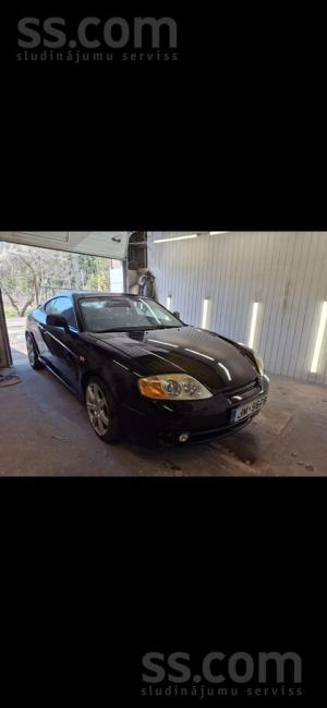 Melns Hyundai Coupe 2005 Rīga, ar dzinēja tilpumu 2.00 L un nobraukumu 216 tūkst. km par 1900 €, foto 3 vietnē AUTOMOTO.COM.LV