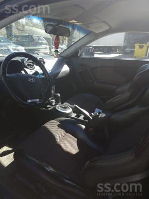 Melns Hyundai Coupe 2006 Rīga, ar dzinēja tilpumu 2.00 L un nobraukumu 185 tūkst. km par 950 €, foto 6 vietnē AUTOMOTO.COM.LV