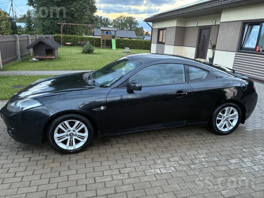 Melns Hyundai Coupe 2007 Rīga, ar dzinēja tilpumu 2.00 L un nobraukumu 204 tūkst. km par 3200 €, foto 4 vietnē AUTOMOTO.COM.LV
