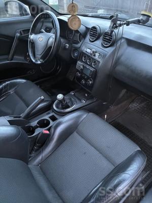 Melns Hyundai Coupe 2007 Rīga, ar dzinēja tilpumu 2.00 L un nobraukumu 204 tūkst. km par 3200 €, foto 13 vietnē AUTOMOTO.COM.LV