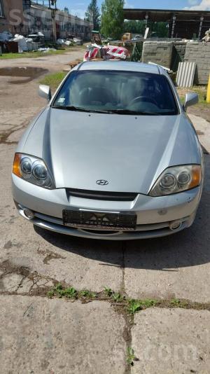 Pelēks Hyundai Coupe 2003 Jelgava, ar dzinēja tilpumu 2.00 L un nobraukumu 248 tūkst. km par 1800 €, foto 3 vietnē AUTOMOTO.COM.LV