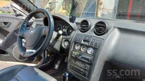 Pelēks Hyundai Coupe 2003 Jelgava, ar dzinēja tilpumu 2.00 L un nobraukumu 248 tūkst. km par 1800 €, foto 8 vietnē AUTOMOTO.COM.LV