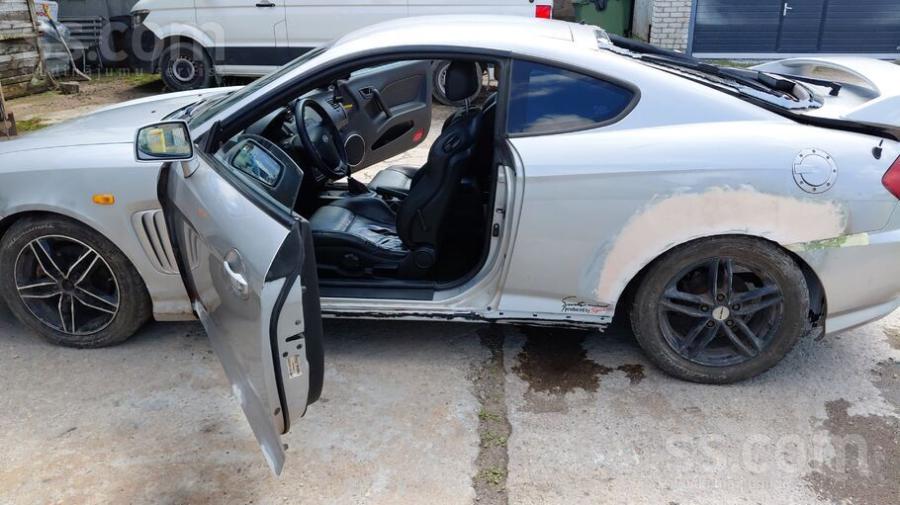 Pelēks Hyundai Coupe 2003 Jelgava, ar dzinēja tilpumu 2.00 L un nobraukumu 248 tūkst. km par 1800 €, foto 9 vietnē AUTOMOTO.COM.LV