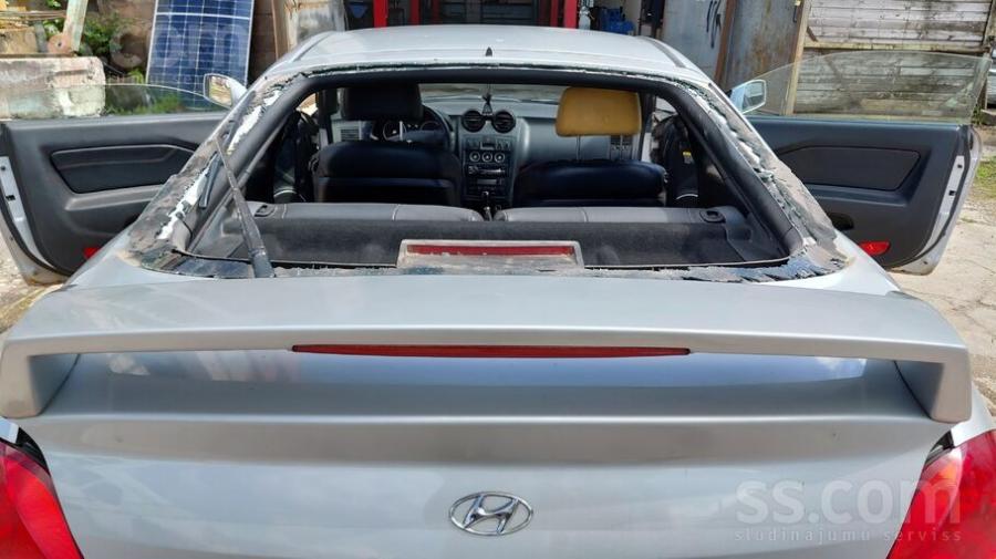 Pelēks Hyundai Coupe 2003 Jelgava, ar dzinēja tilpumu 2.00 L un nobraukumu 248 tūkst. km par 1800 €, foto 16 vietnē AUTOMOTO.COM.LV