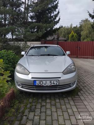 Grey Hyundai Coupe 2007 in Vilnius, with an engine capacity of 1.60 L and mileage of 400 thousand km for 1400 €, photo  on AUTOMOTO.COM.LV