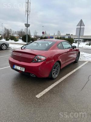Sarkans Hyundai Coupe 2008 Rīga, ar dzinēja tilpumu 1.80 L un nobraukumu 216 tūkst. km par 3200 €, foto  vietnē AUTOMOTO.COM.LV