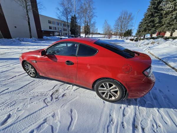 Red Hyundai Coupe 2008 in Alytus, with an engine capacity of 2.00 L and mileage of 227 thousand km for 1350 €, photo 2 on AUTOMOTO.COM.LV