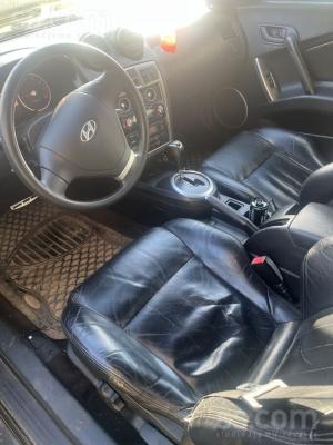 Dzeltens Hyundai Coupe 2003 Liepāja, ar dzinēja tilpumu 2.70 L un nobraukumu 201 tūkst. km par 1500 €, foto 6 vietnē AUTOMOTO.COM.LV