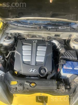 Dzeltens Hyundai Coupe 2003 Liepāja, ar dzinēja tilpumu 2.70 L un nobraukumu 201 tūkst. km par 1500 €, foto 7 vietnē AUTOMOTO.COM.LV