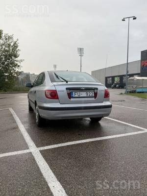 Pelēks Hyundai Elantra 2006 Daugavpils, ar dzinēja tilpumu 1.60 L un nobraukumu 180 tūkst. km par 1100 €, foto 5 vietnē AUTOMOTO.COM.LV