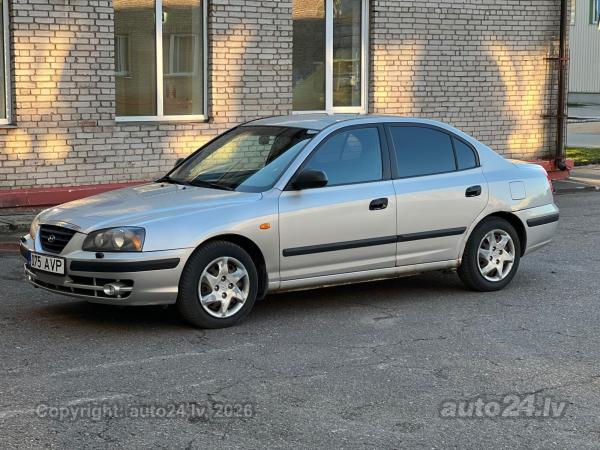 Pelēks Hyundai Elantra 2005 Narva, ar dzinēja tilpumu 1.60 L un nobraukumu 142 tūkst. km par 499 €, foto 1 vietnē AUTOMOTO.COM.LV
