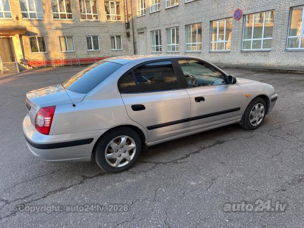 Pelēks Hyundai Elantra 2005 Narva, ar dzinēja tilpumu 1.60 L un nobraukumu 142 tūkst. km par 499 €, foto 3 vietnē AUTOMOTO.COM.LV