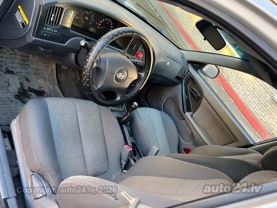 Pelēks Hyundai Elantra 2005 Narva, ar dzinēja tilpumu 1.60 L un nobraukumu 142 tūkst. km par 499 €, foto 15 vietnē AUTOMOTO.COM.LV