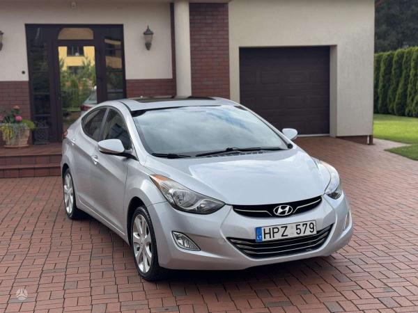 Grey Hyundai Elantra 2011 in Klaipeda, with an engine capacity of 1.98 L and mileage of 144 thousand km for 4650 €, photo 4 on AUTOMOTO.COM.LV