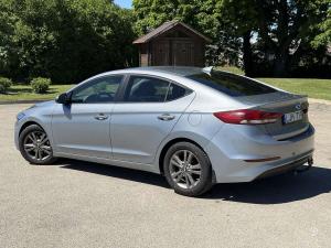 Grey Hyundai Elantra 2017 in Jurbarkas, with an engine capacity of 2.00 L and mileage of 207 thousand km for 7999 €, photo 11 on AUTOMOTO.COM.LV