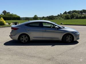 Grey Hyundai Elantra 2017 in Jurbarkas, with an engine capacity of 2.00 L and mileage of 207 thousand km for 7999 €, photo 16 on AUTOMOTO.COM.LV