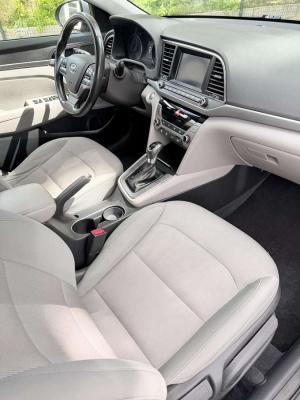 Grey Hyundai Elantra 2017 in Jurbarkas, with an engine capacity of 2.00 L and mileage of 207 thousand km for 7999 €, photo 22 on AUTOMOTO.COM.LV