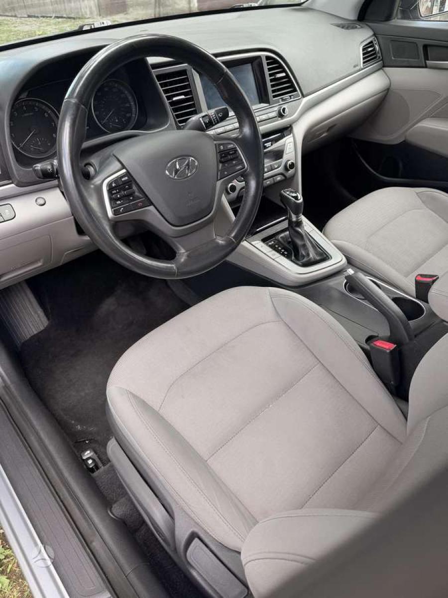 Grey Hyundai Elantra 2017 in Jurbarkas, with an engine capacity of 2.00 L and mileage of 207 thousand km for 7999 €, photo 25 on AUTOMOTO.COM.LV