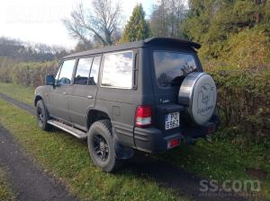 Melns Hyundai Galloper 1998 Liepāja, ar dzinēja tilpumu 2.50 L un nobraukumu 245 tūkst. km par 3500 €, foto 2 vietnē AUTOMOTO.COM.LV