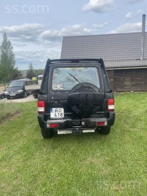 Melns Hyundai Galloper 1999 Talsi, ar dzinēja tilpumu 2.50 L un nobraukumu 290 tūkst. km par 4250 €, foto 5 vietnē AUTOMOTO.COM.LV