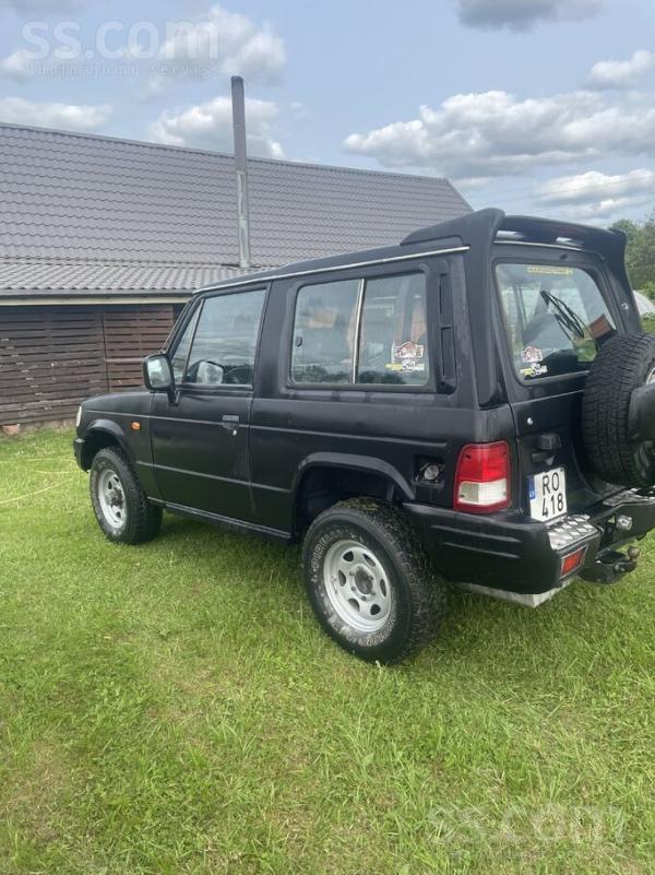 Melns Hyundai Galloper 1999 Talsi, ar dzinēja tilpumu 2.50 L un nobraukumu 290 tūkst. km par 4250 €, foto 7 vietnē AUTOMOTO.COM.LV