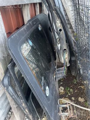 Melns Hyundai Galloper 1999 Talsi, ar dzinēja tilpumu 2.50 L un nobraukumu 290 tūkst. km par 4250 €, foto 15 vietnē AUTOMOTO.COM.LV