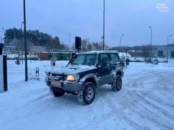 Zils Hyundai Galloper 1999 Viļņa, ar dzinēja tilpumu 2.50 L un nobraukumu 288 tūkst. km par 2500 €, foto 1 vietnē AUTOMOTO.COM.LV