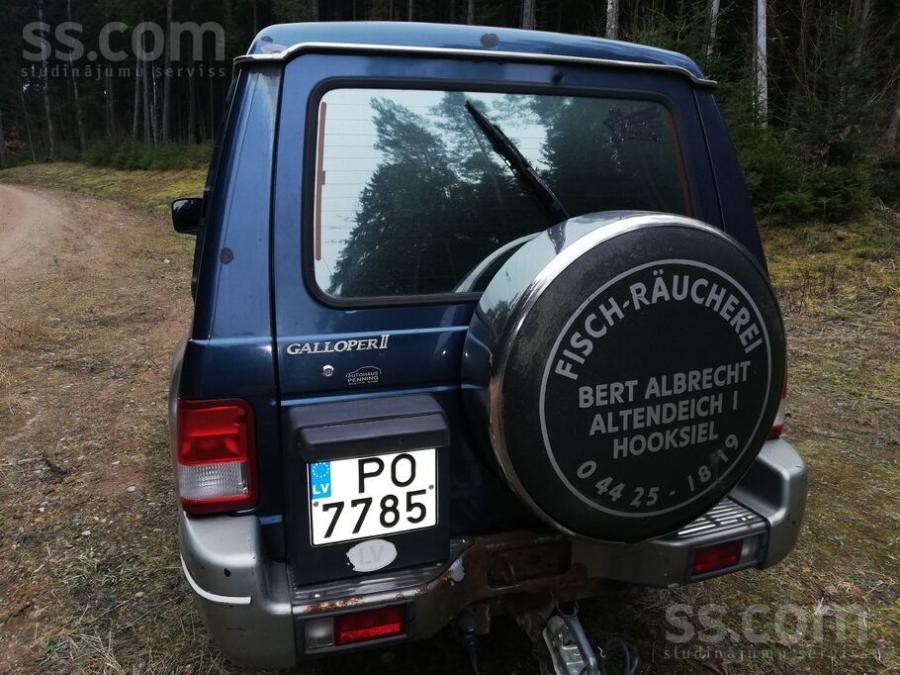 Zils Hyundai Galloper 2000 Ludza, ar dzinēja tilpumu 2.50 L un nobraukumu 306 tūkst. km par 2300 €, foto 9 vietnē AUTOMOTO.COM.LV