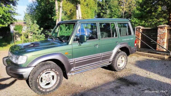 Green Hyundai Galloper 2001 in Pasvalys, with an engine capacity of 2.48 L and mileage of 137 thousand km for 2700 €, photo 2 on AUTOMOTO.COM.LV
