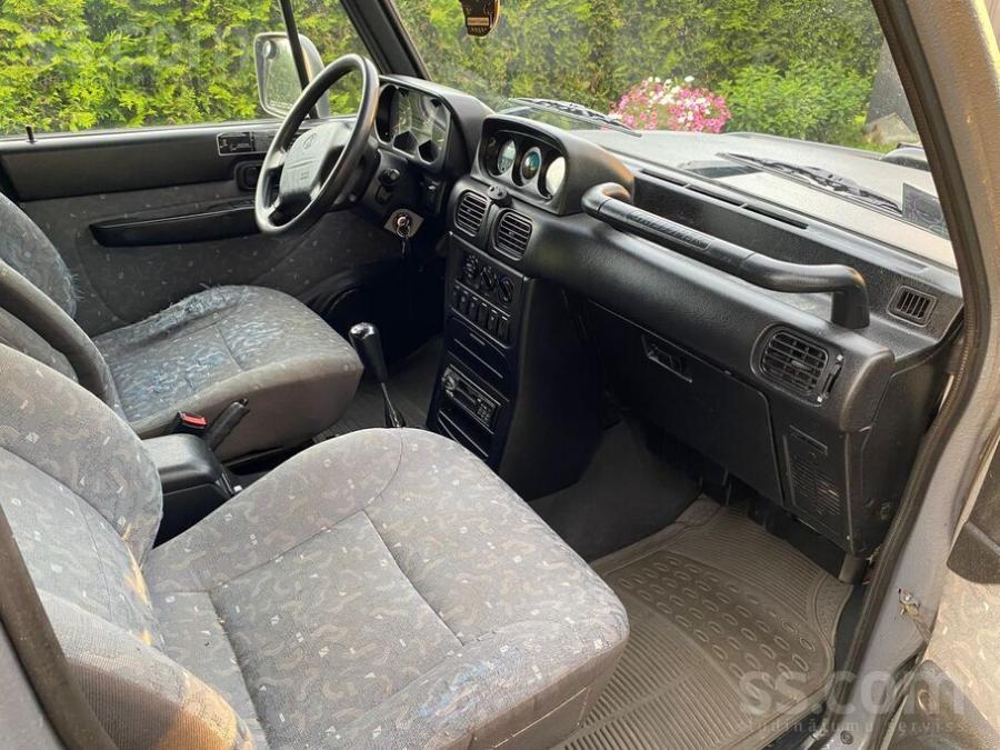 Pelēks Hyundai Galloper 2000 Preiļi, ar dzinēja tilpumu 3.00 L un nobraukumu 162 tūkst. km par 5000 €, foto 7 vietnē AUTOMOTO.COM.LV