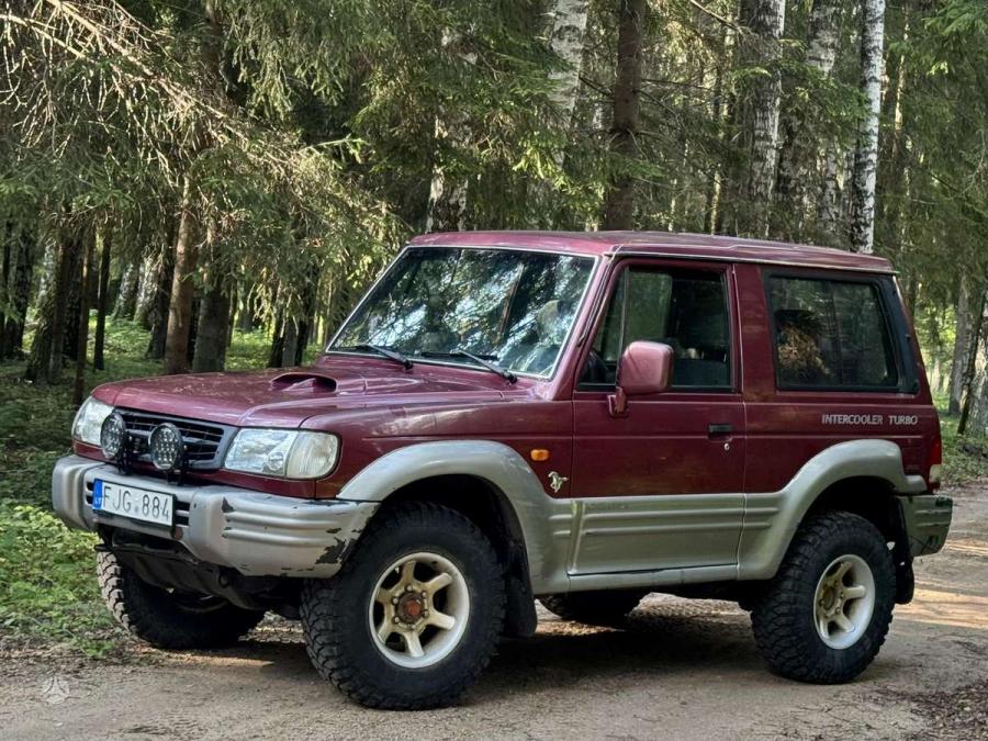 Красный Хендай Галлопер 2000 в Радвилишкис, объемом двигателя 2.50 л и пробегом 210 тыс. км за 2450 €, фото 5 на AUTOMOTO.COM.LV