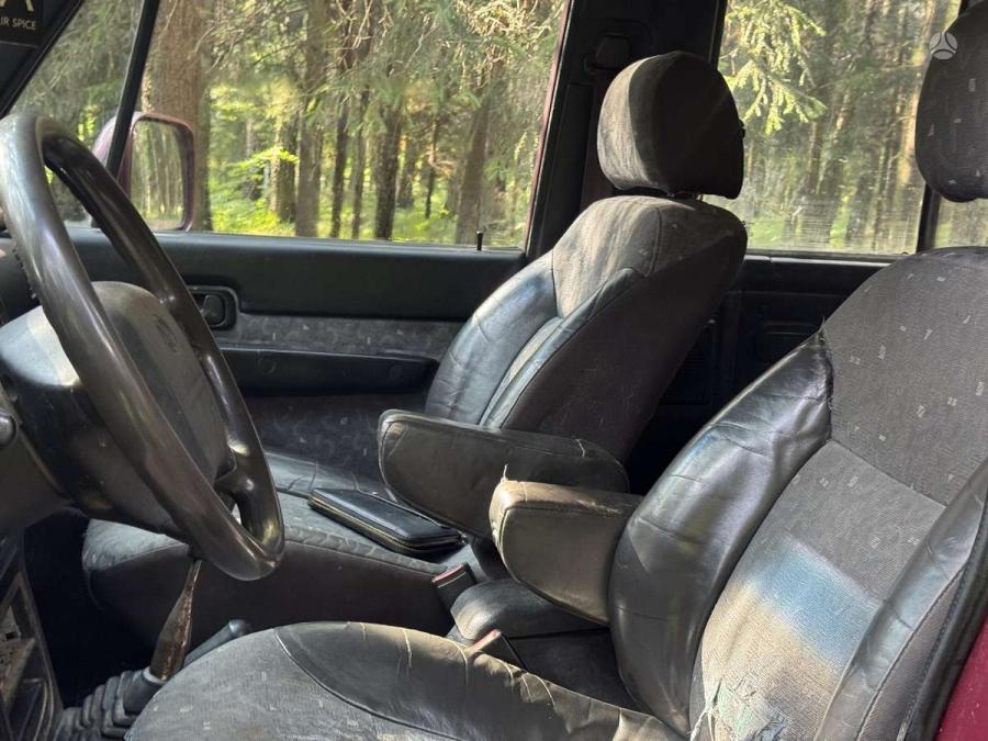 Красный Хендай Галлопер 2000 в Радвилишкис, объемом двигателя 2.50 л и пробегом 210 тыс. км за 2450 €, фото 14 на AUTOMOTO.COM.LV