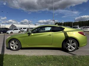 Zaļš Hyundai Genesis 2010 Viļņa, ar dzinēja tilpumu 2.00 L un nobraukumu 157 tūkst. km par 7000 €, foto 4 vietnē AUTOMOTO.COM.LV